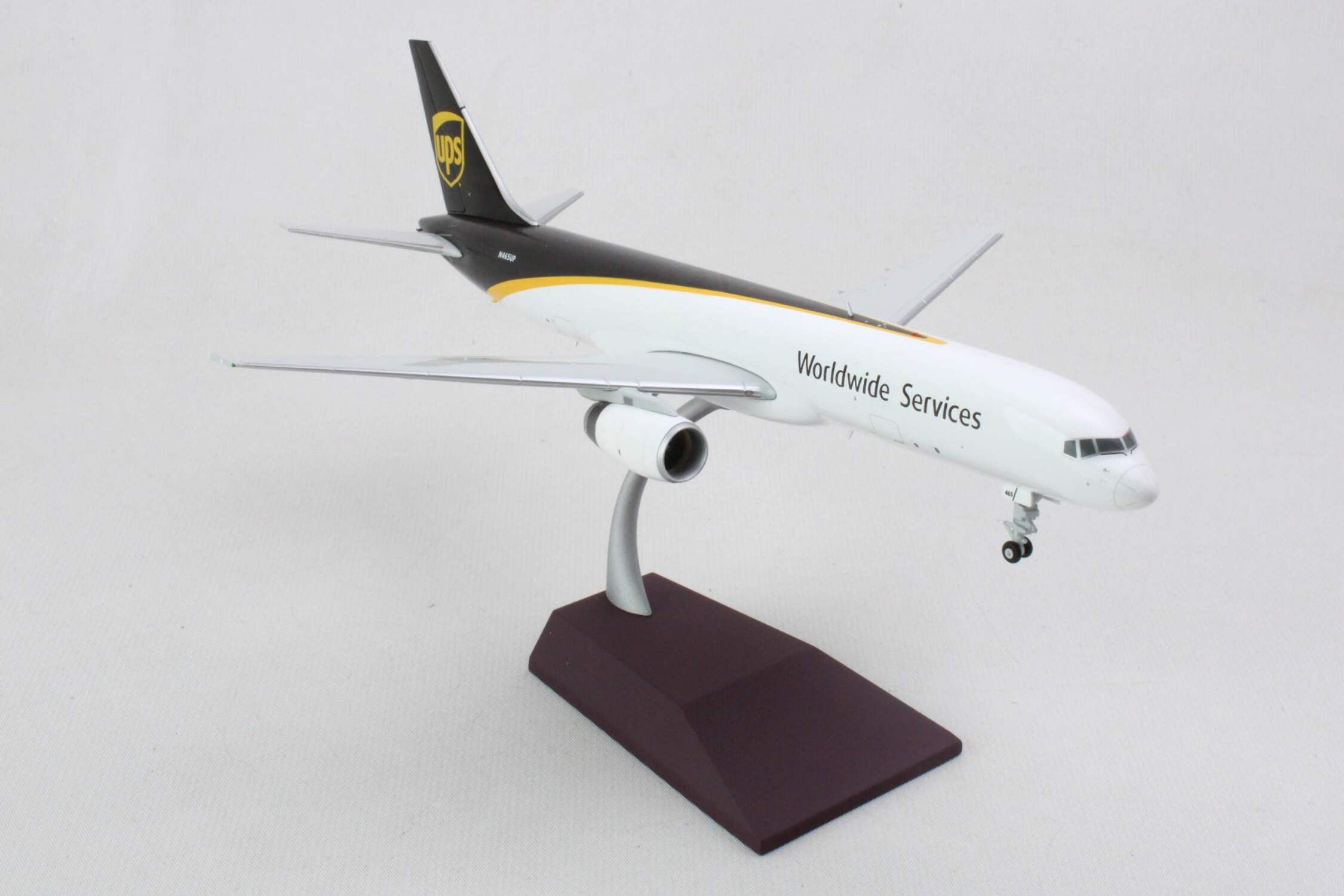 Boeing 757-200 Commercial Aircraft "UPS Worldwide Services" White with ...