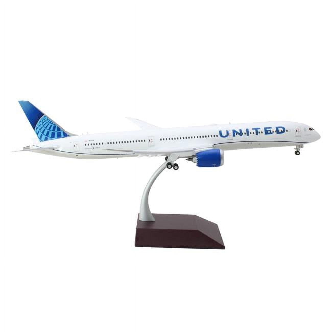 Boeing 787-10 Commercial Aircraft with Flaps Down "United Airlines ...