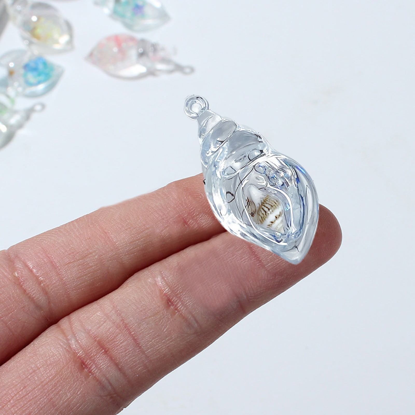 Bohemian Hawaii Seashell Resin Glow in The Dark Conch Charms, Luminous ...