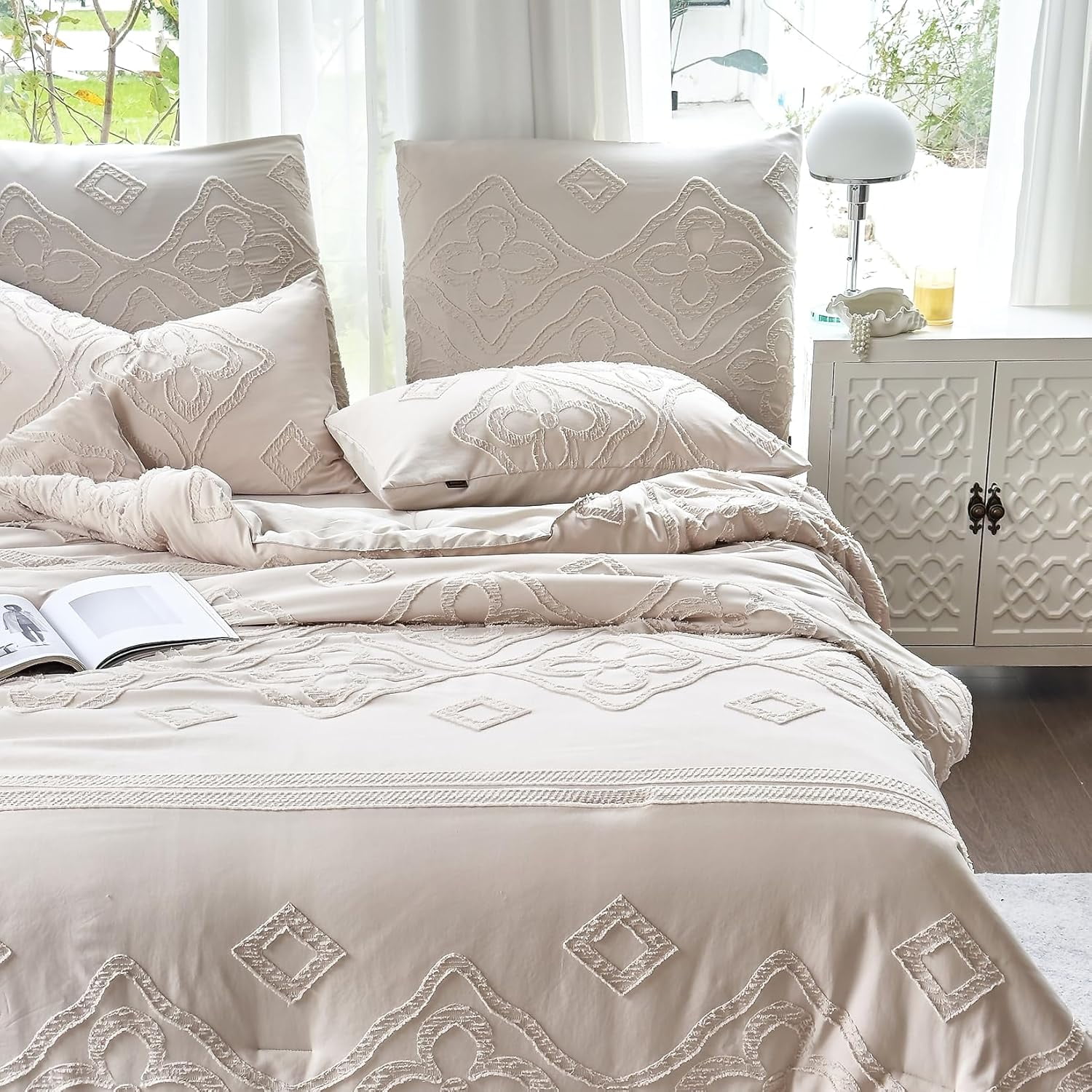 Bohemian Textured Lightweight Fluffy Queen Size Comforter Sets Bedroom ...
