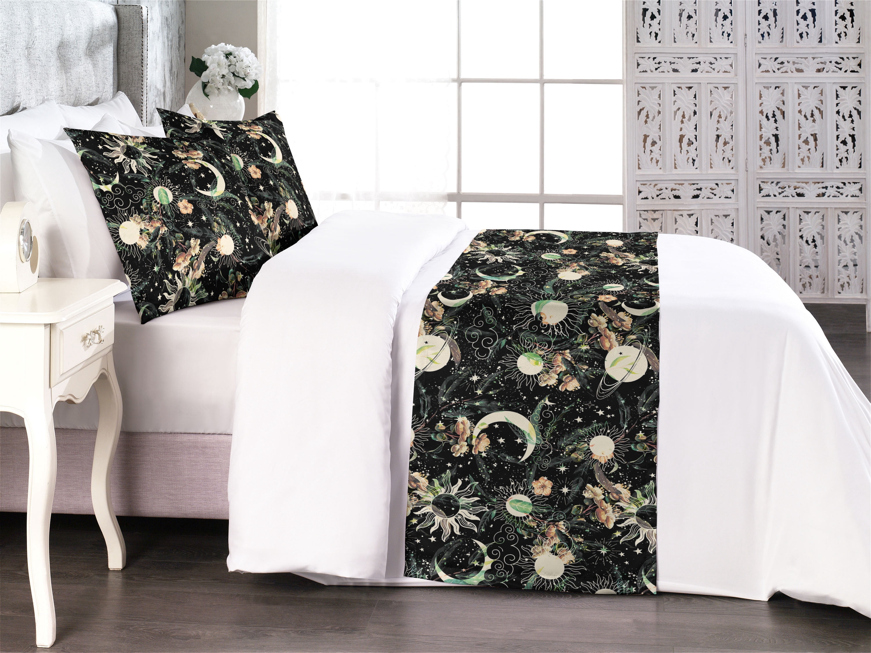 Boho Art Bed Runner Set, Space Inspired Sun and Moon Motifs Floral ...