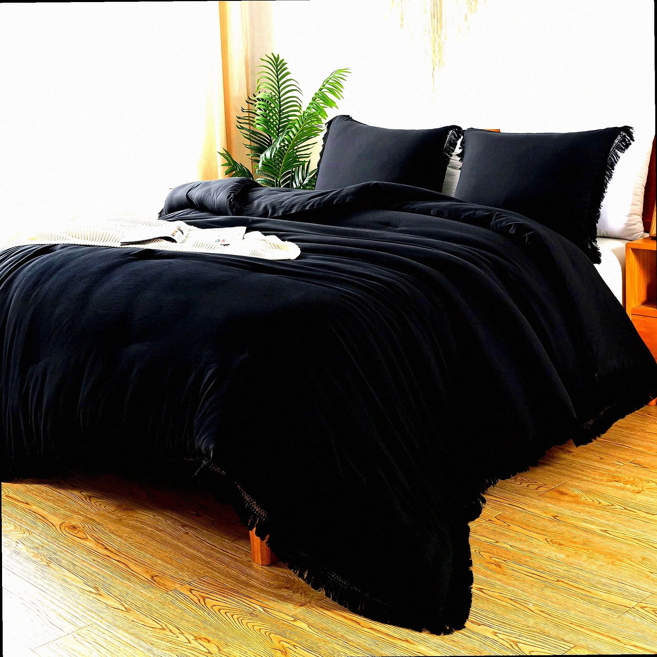 Boho Chic Fringe Comforter Set - Plush Lightweight Bedding - All Season ...