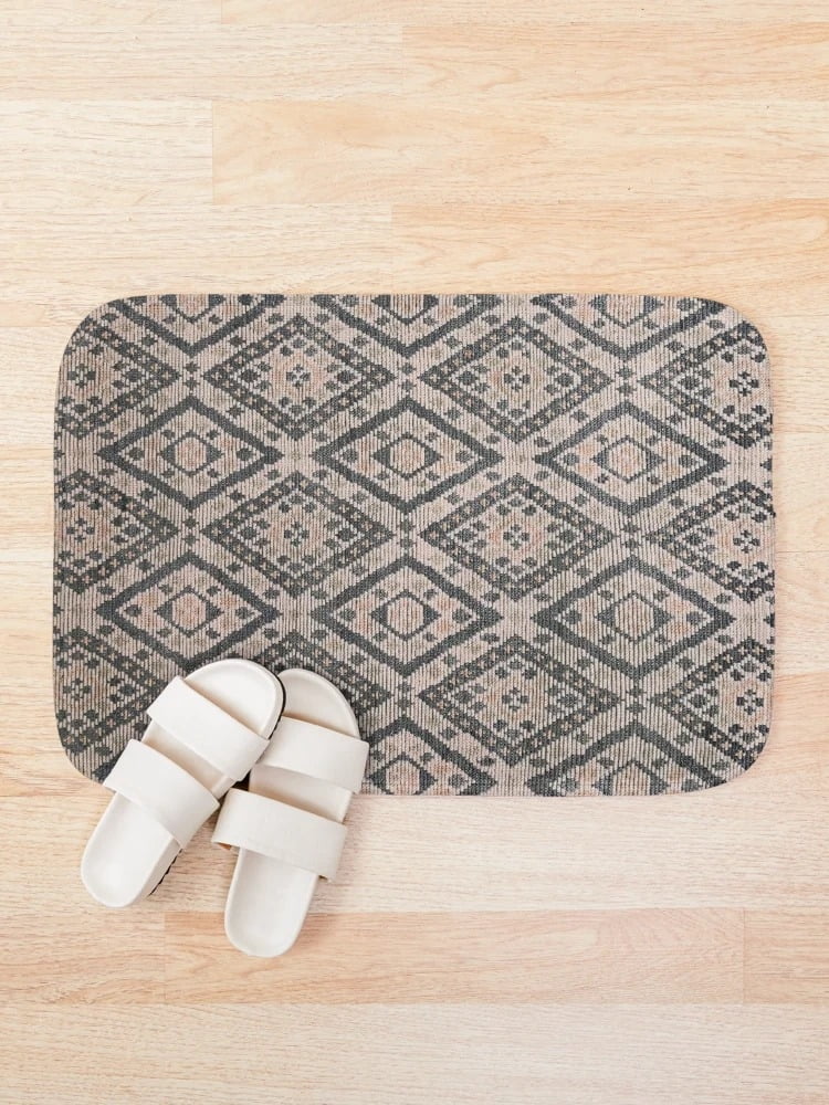 Boho Moroccan Geometric Bath Mat, Gray Beige Abstract Pattern Bathroom ...