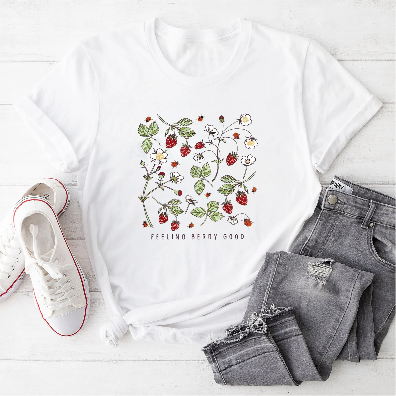 Boho Strawberry Feeling Berry Good Festival Fruit Lover Gift T-Shirt ...