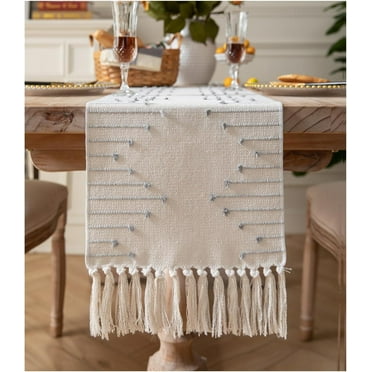 Light Blue Scallop Disposable Table Runner. 5 Pack 14 x 108 inch ...