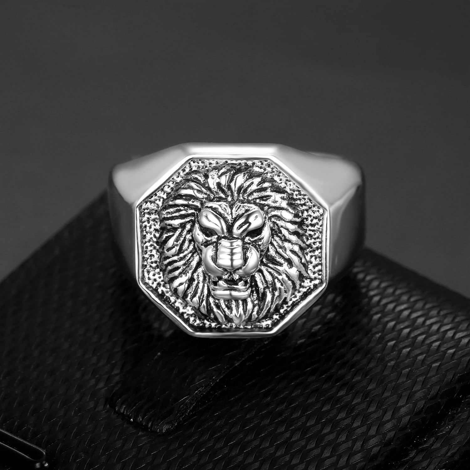 Bold Vintage Gold-Plated Sun God Lion Head Stainless Steel Ring ...