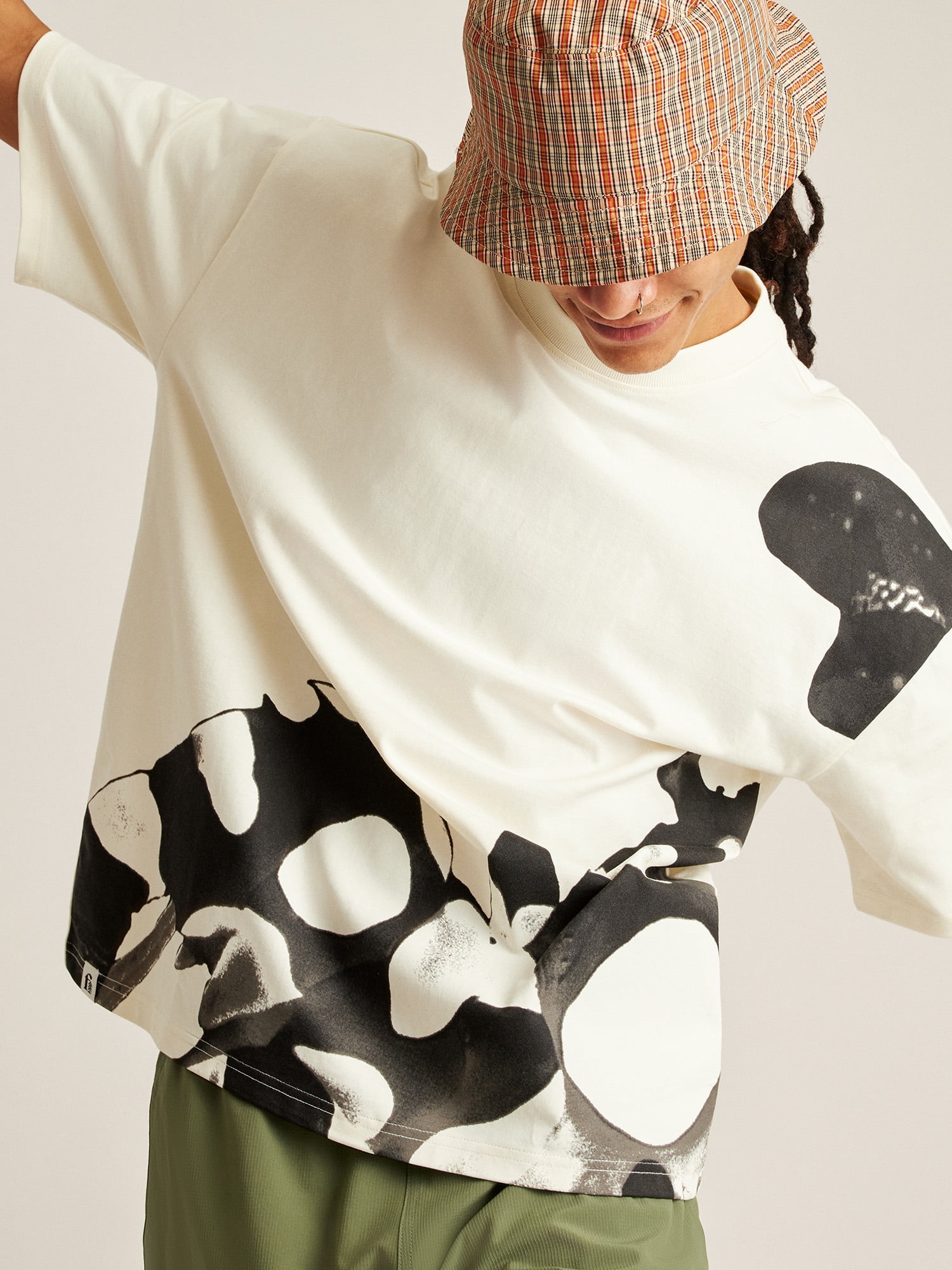 Bonobos Fielder Men's and Big Men's Short Sleeve Relaxed Graphic Tee ...