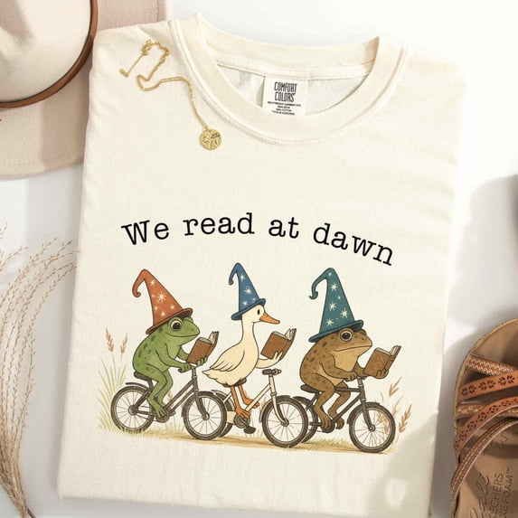 Bookish Funny Frog Reading Shirt Weirdcore Funny Frog Shirt Weird ...