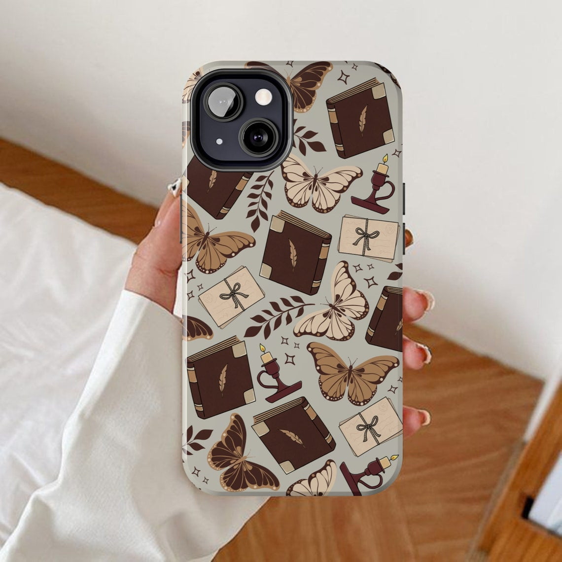 Bookworm Gift iPhone Case with Dark Academia Bookish Design for 11 12 ...