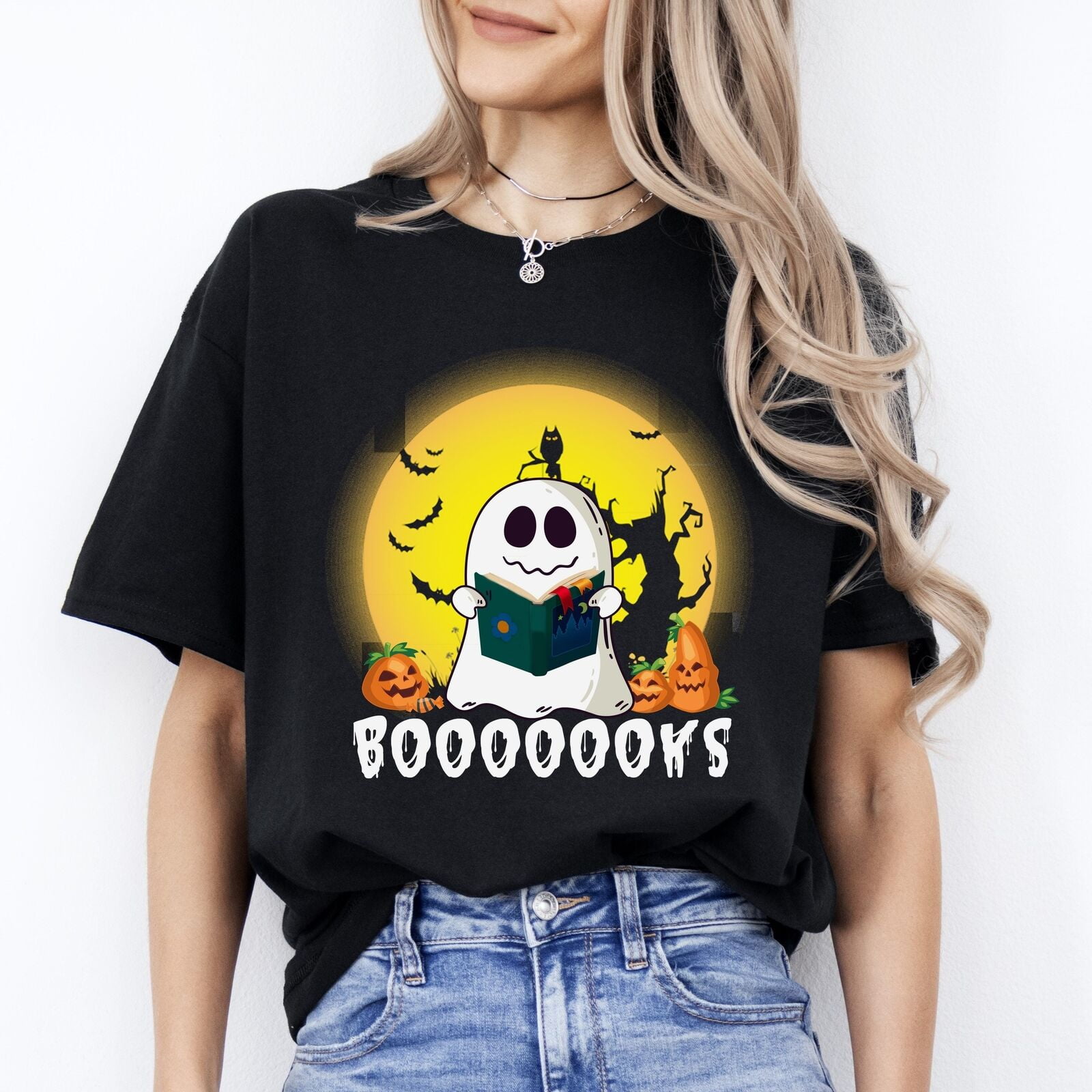 Boooooks Halloween Unisex T-Shirt Book lover reading teacher Scary ...