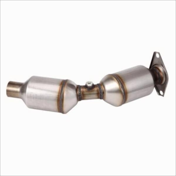Bornmio Catalytic Converter Exhaust for TOYOTAf Prius 2010-2015 1.8 ...