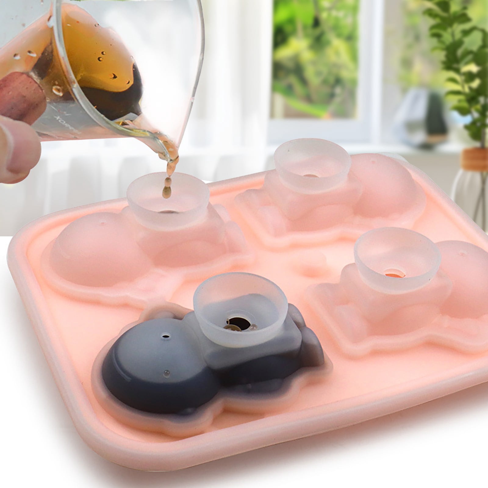Boutique Clearance Kitchen Ice Grid Silicone Ice Cube Tray Astronaut 3D ...