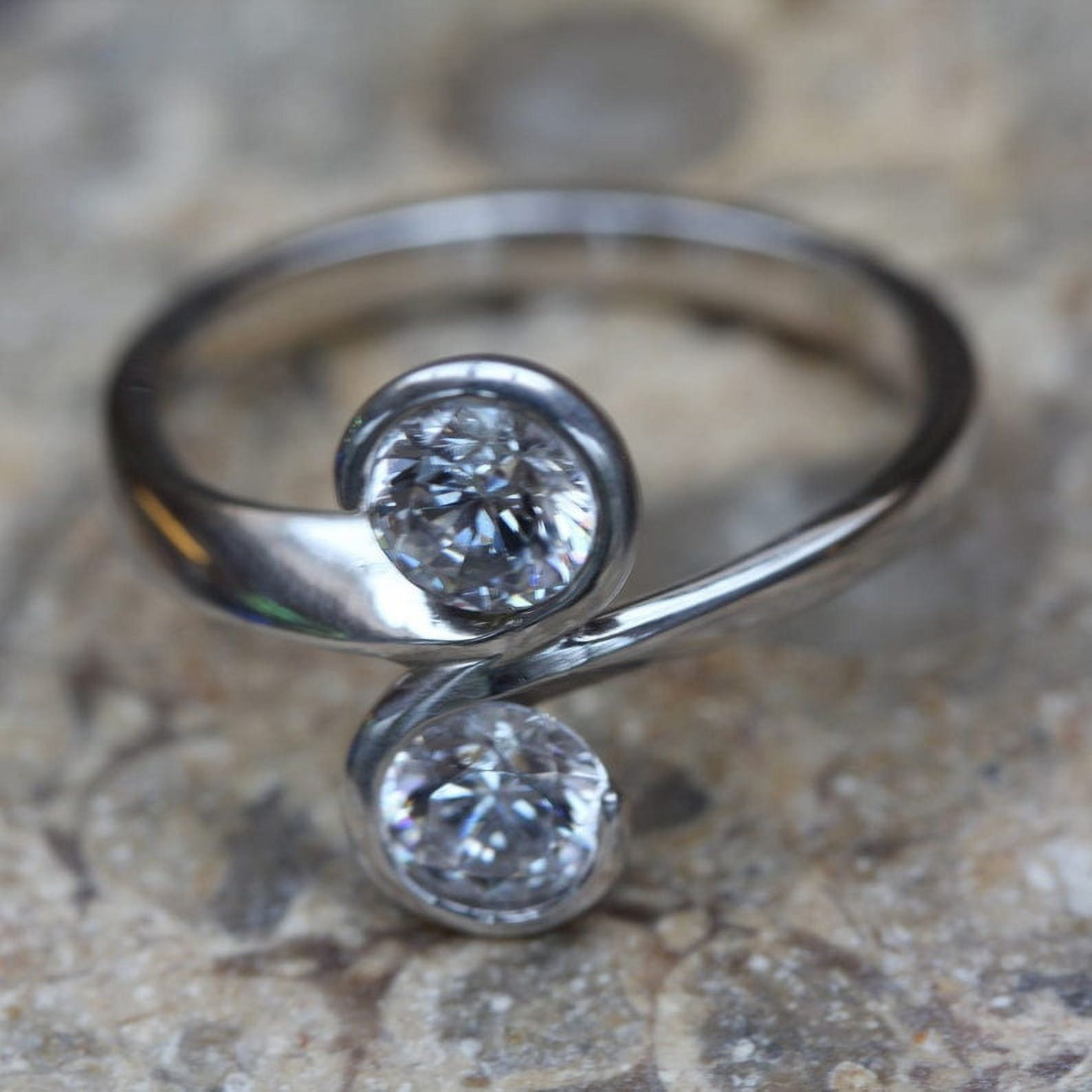 Bow Jewelry 1.67 Ct Round Brilliant Cut Moissanite Toi Et Moi Ring - 14K White Gold Plated ...