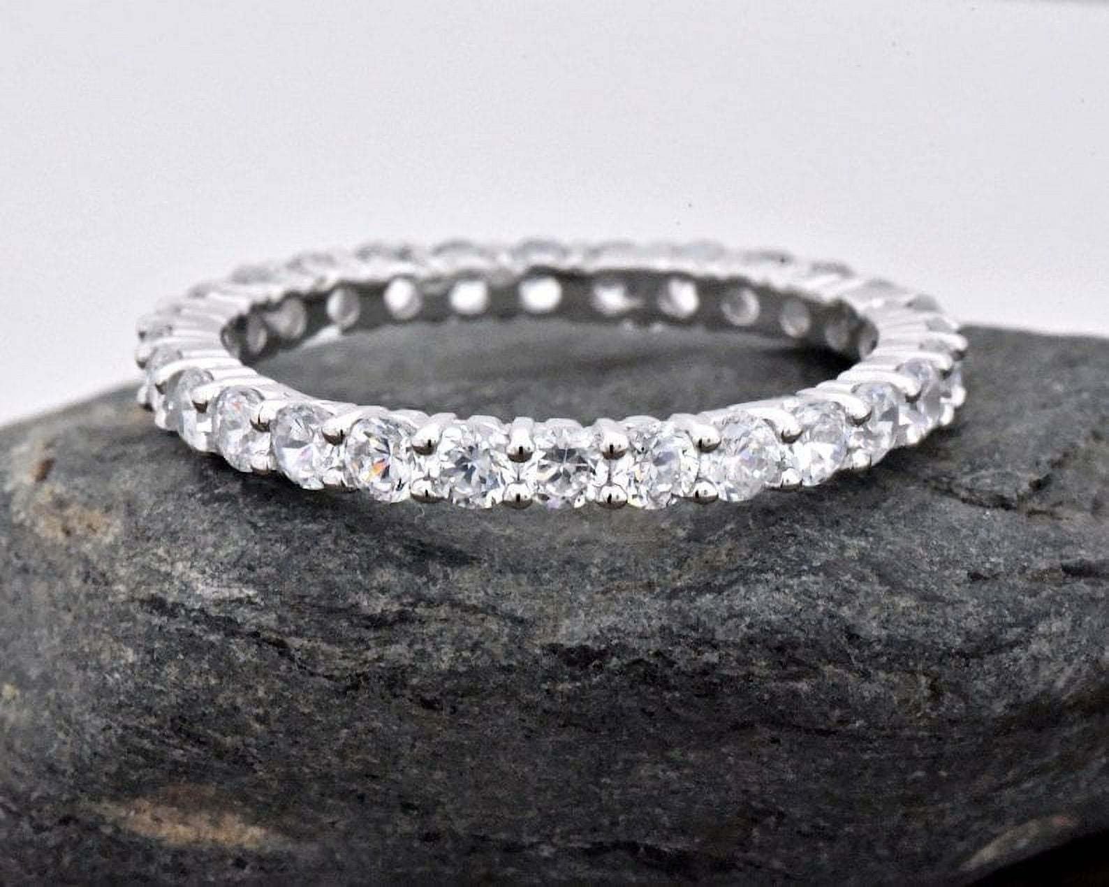 Bow Jewelry 14K White Gold Plated Engagement Ring - 1.47 Ct VVS1/E-F Round Cut Moissanite Band ...