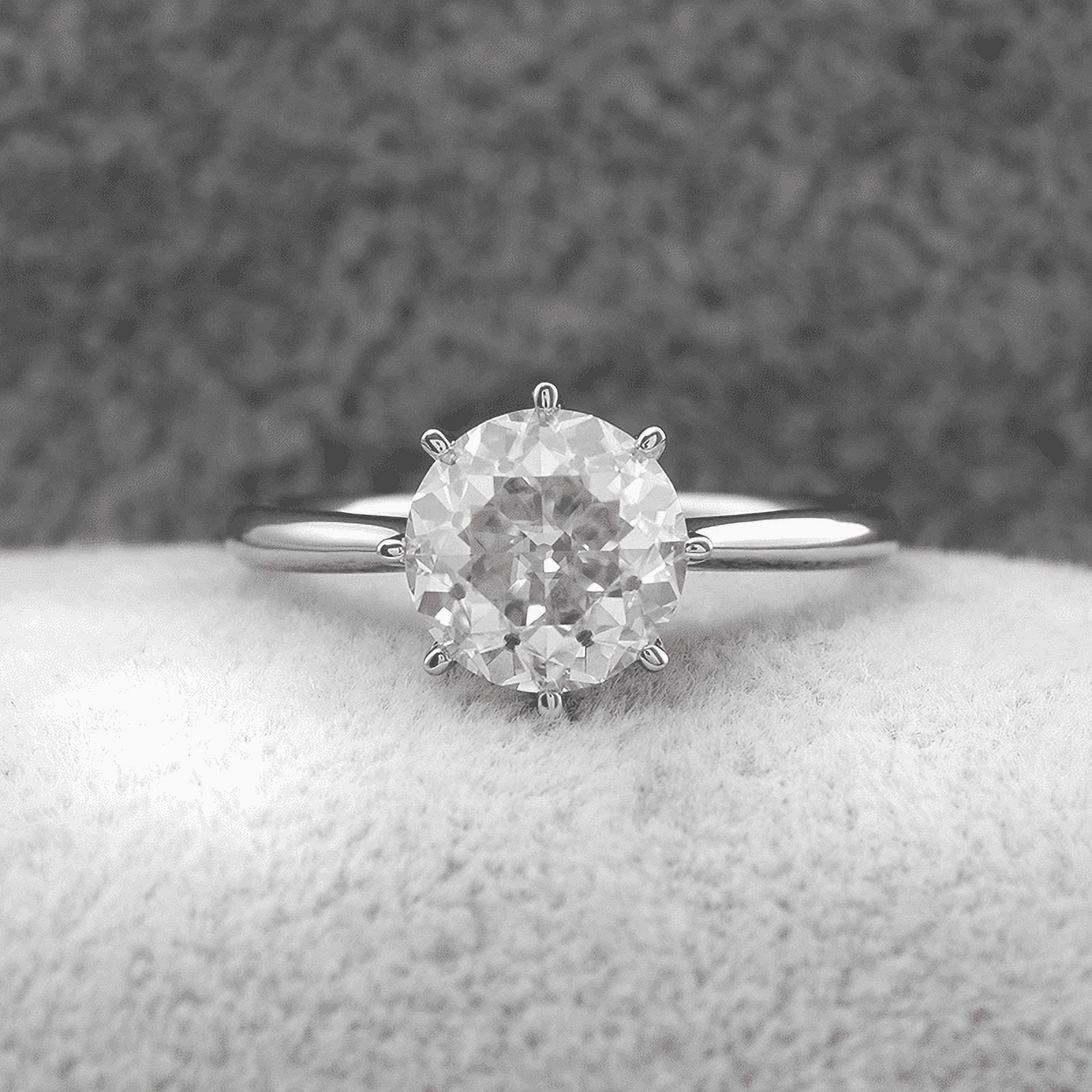 Bow Jewelry 2.16 Ct Round Brilliant Cut Engagement Ring - Crafted in ...
