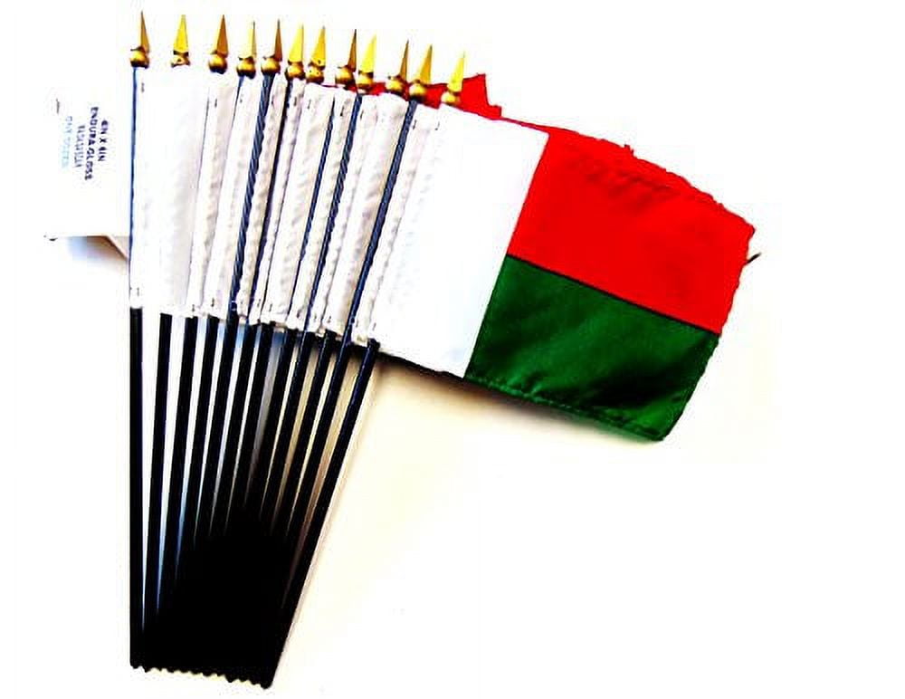 Box of 12 Mini Madagascar Desk & Table Flags (4"x6") - High-Quality ...
