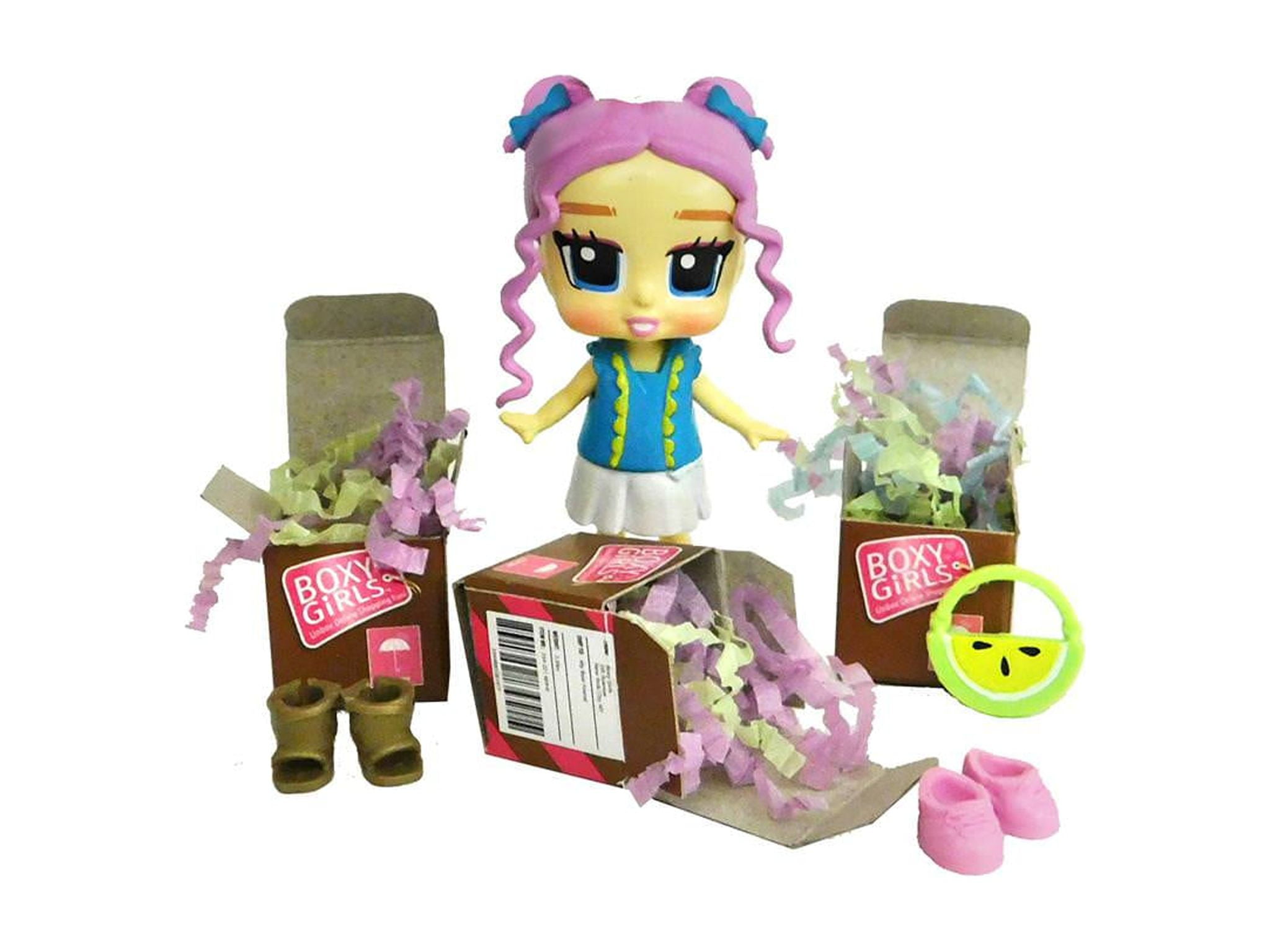 Boxy Girls Minis Doll - Trinity, 3 Mini Shipping Boxes, 4 Mini Fashion ...