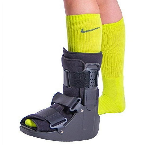 BraceAbility Short Broken Toe Boot | Walker for Fracture Recovery ...