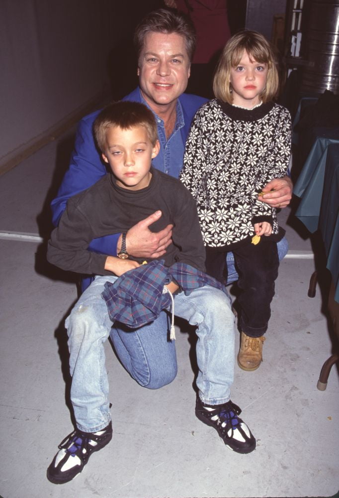 Brad Maule With His Children Hunter & Lily "Marilu" Taping Photo Print ...