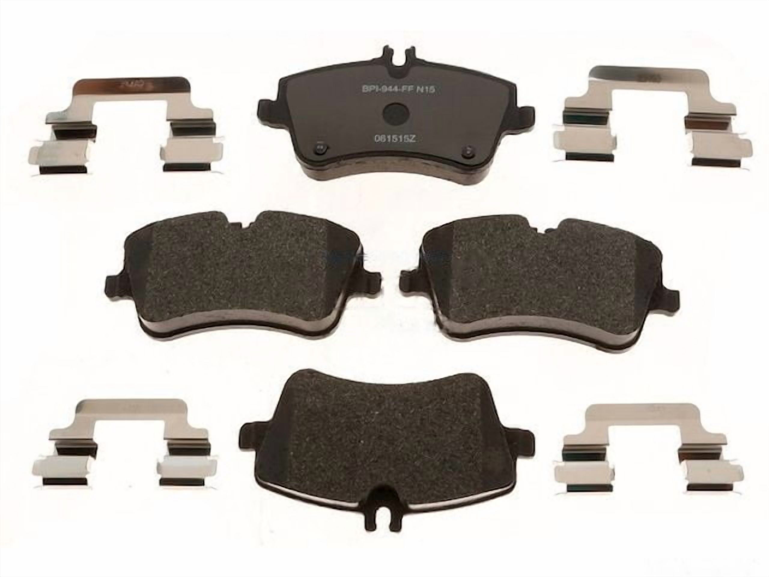 Brake Pad Set Front for 2001-2005 Mercedes C320 - Walmart.com