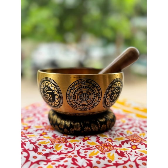 Brass Singing Bowl for Meditation & Sound Healing | Traditional Tibetan ...