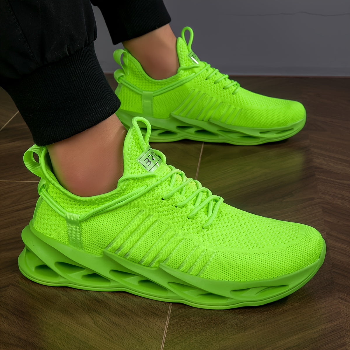 Breathable Unisex Trendy Sneakers, Non-Slip Shock-Absorbing Blade ...
