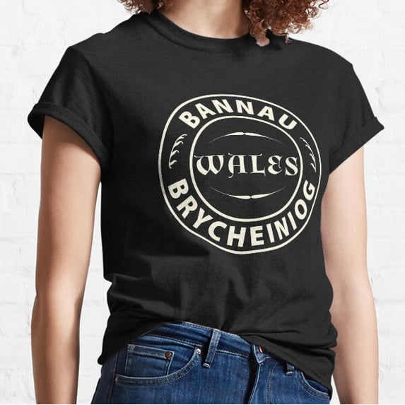 Brecon Beacons Wales Aka Bannau Brycheiniog Classic T-shirt - Walmart.com