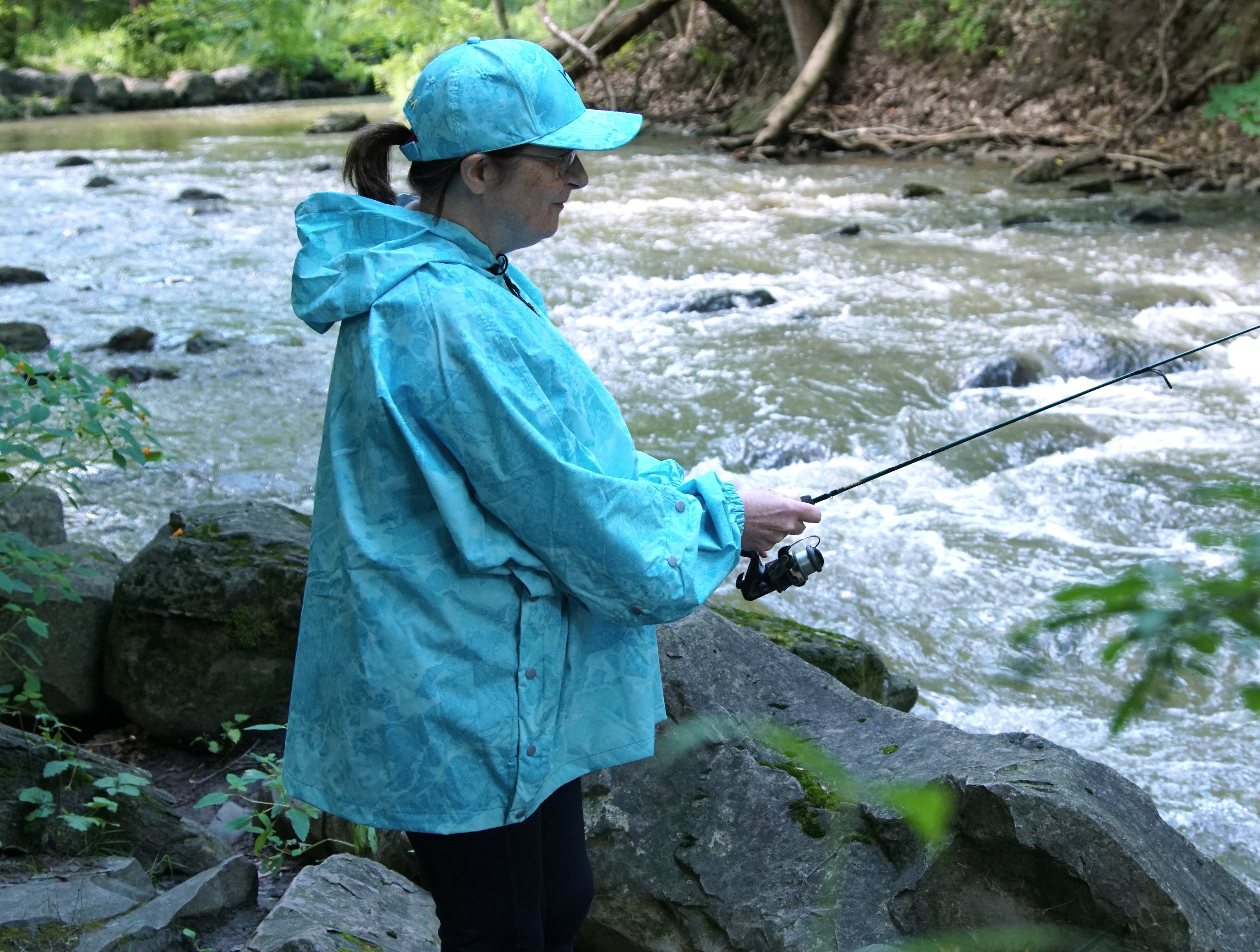 Brella 20K Waterproof Rain Jacket Realtree WAV3 Light Blue Unisex ...
