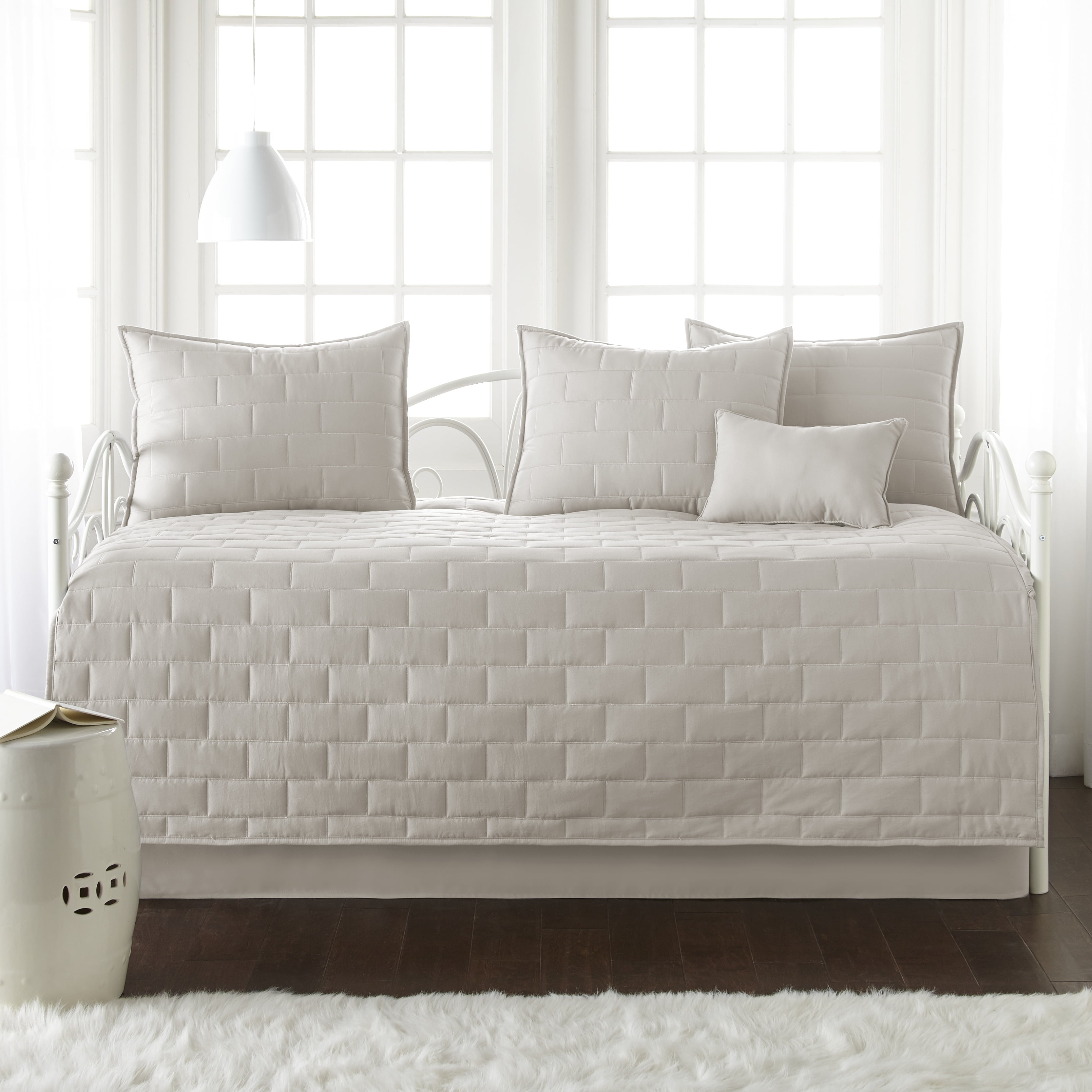 SouthShore Fine Linens Brickyard 6-Piece Daybed Quilt Cover Set for ...