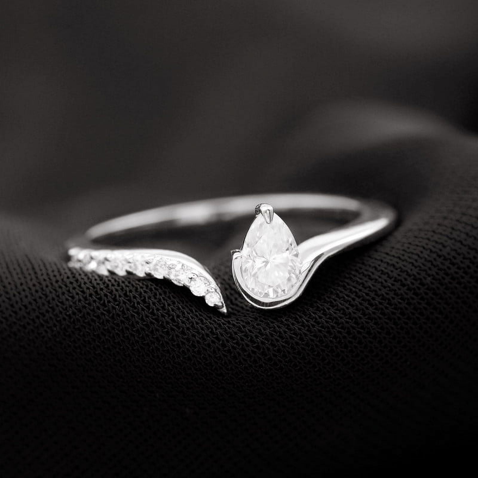 Brig Jewel 1.6 Ct VVS1 Pear Cut Diamond Engagement Ring – 14K White ...