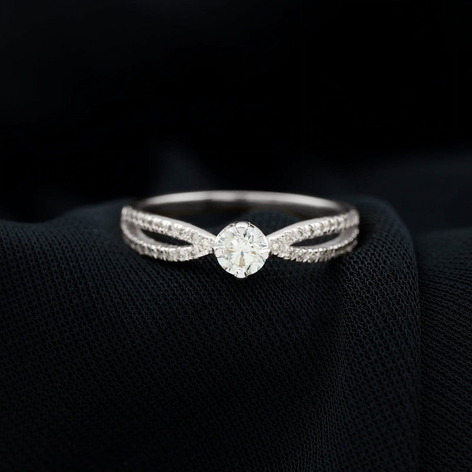 Brig Jewel 1.7 Ct Round Cut Diamond Engagement Ring - Stamped 14K ...