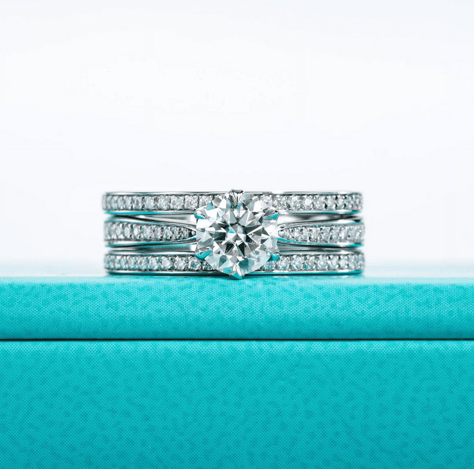 Brig Jewel 1.9 Ct Round Cut Diamond Trio Bridal Engagement Ring Set ...