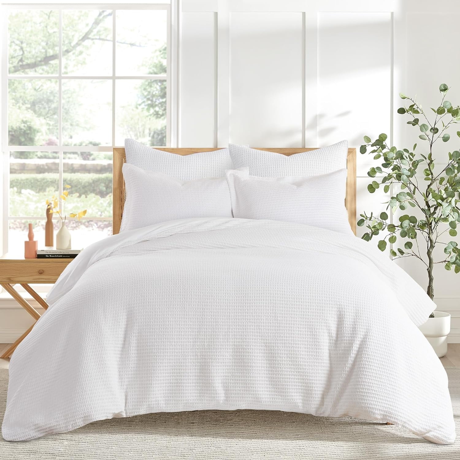 Bright White Comforter Set - Full/Queen Comforter + Two Standard Pillow ...