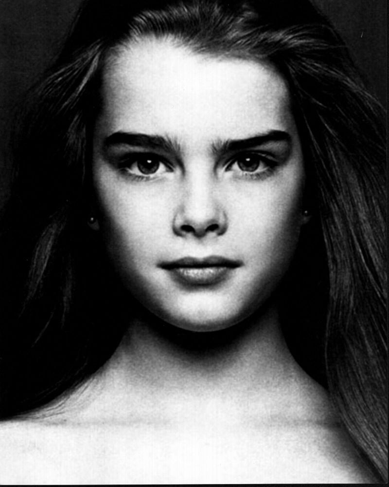 Brooke Shields Close Up Black And White Photo Print (8 x 10) - Item ...