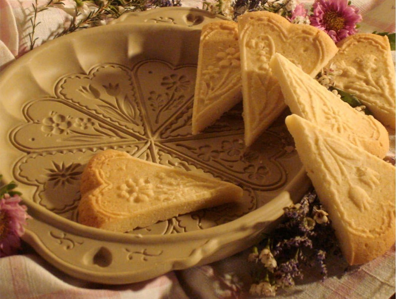 Brown Bag Designs Shortbread Pan/Mold - Celtic Spring Garden Sculpture ...