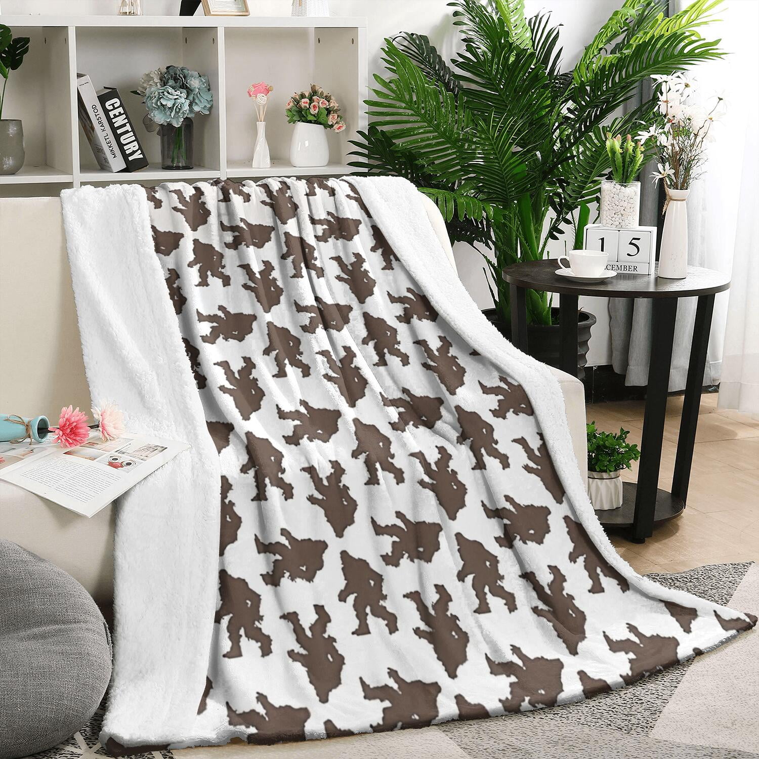 Brown Bigfoot Pattern Blanket,Comfortable Soft Flannel Throw Blanket ...