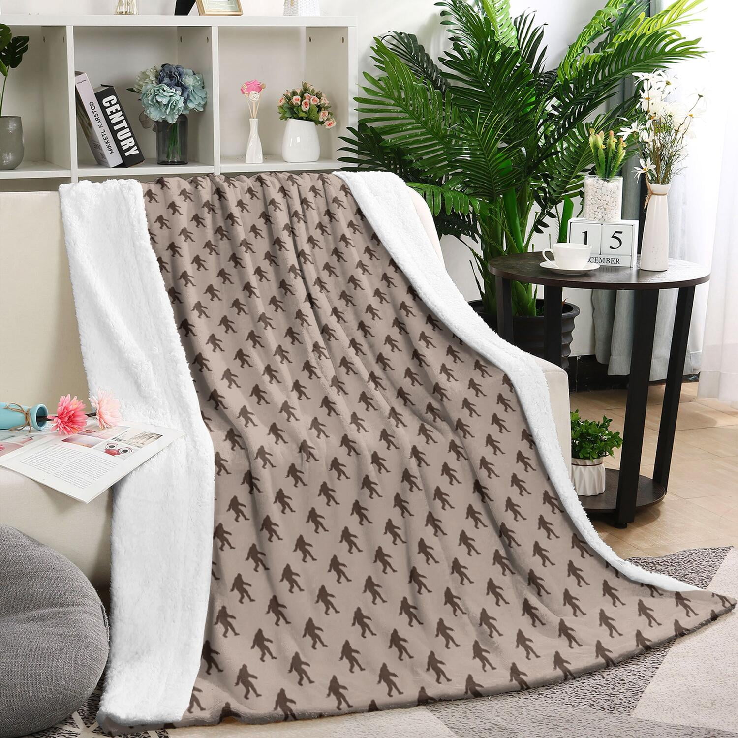 Brown Bigfoot Pattern Blanket,Comfortable Soft Flannel Throw Blanket ...