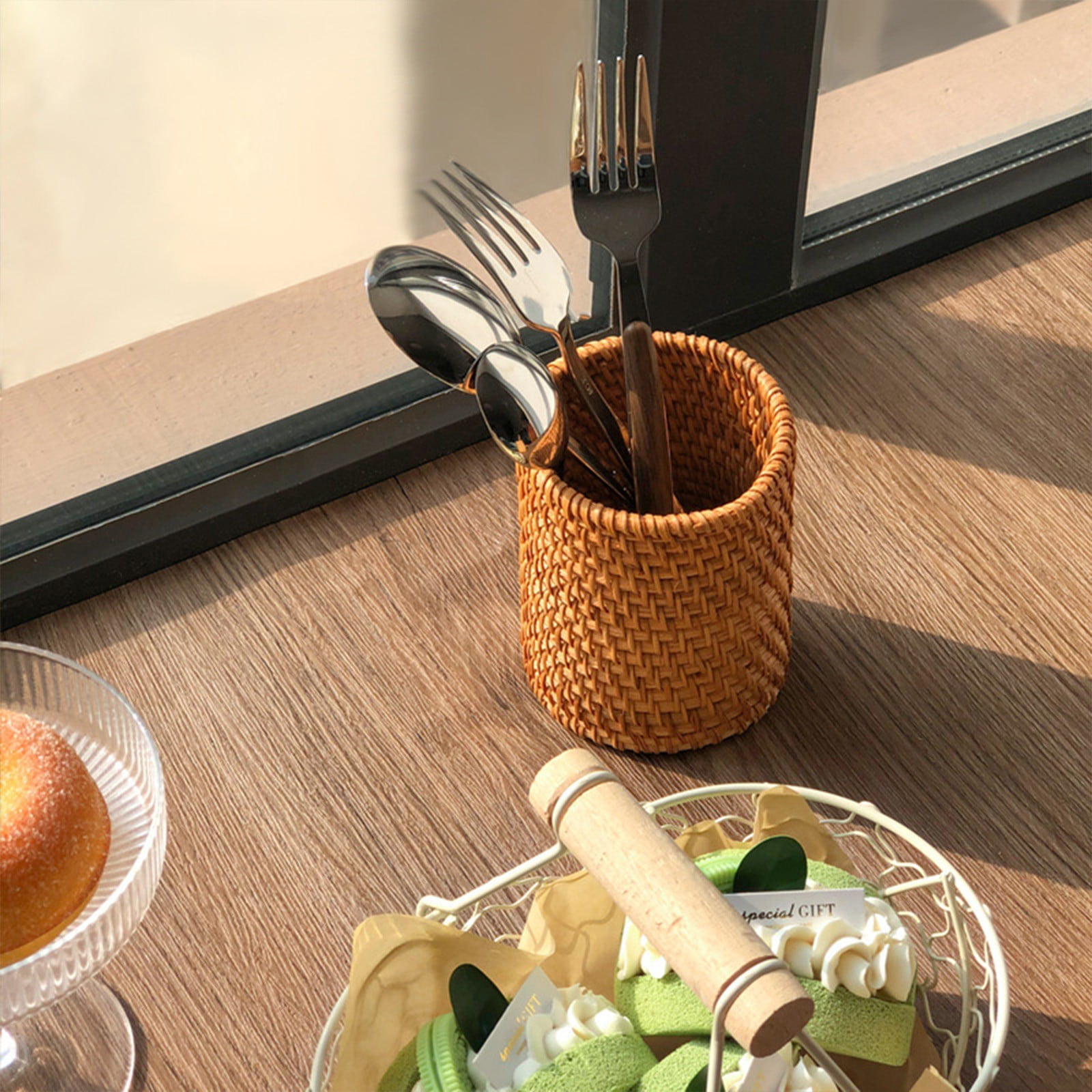 Brown Woven Circular Pen Holder Desk Organizer Multifunctional Storage ...