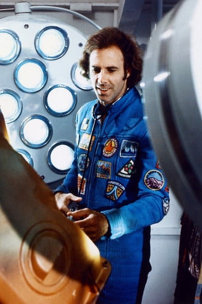 Bruce Dern Silent Running Color 24x36 Poster - Walmart.com