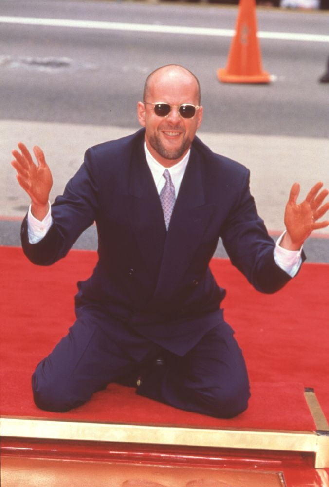 Bruce Willis Showing Hands With Cement At Hand And Footprint Ceremony ...