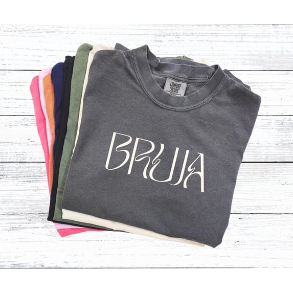 Bruja Shirt Latina Witch Old English Text Halloween Tee - Walmart.com