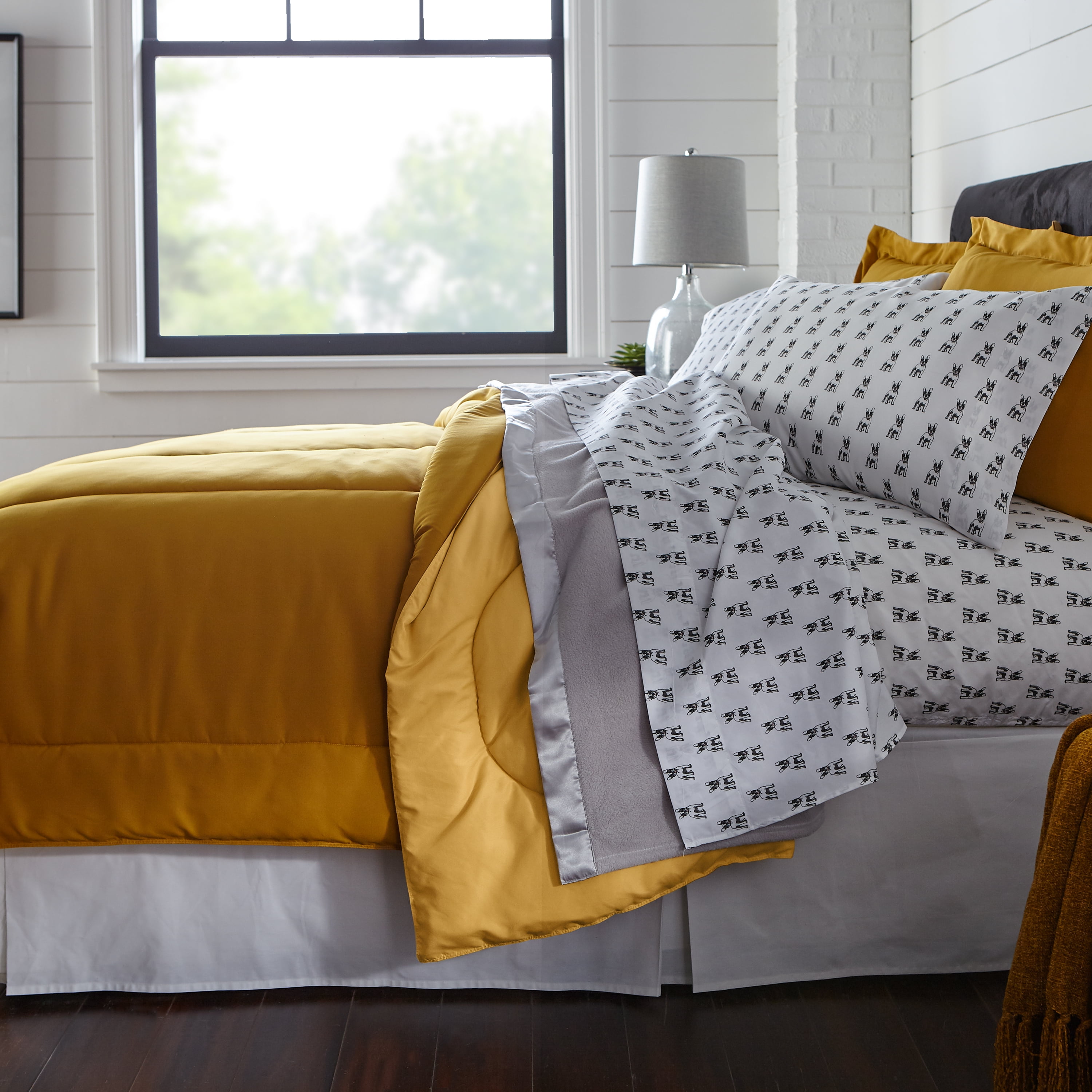 BrylaneHome BH Studio Two-Tone Fully Reversible Polyester Plush Bedding ...