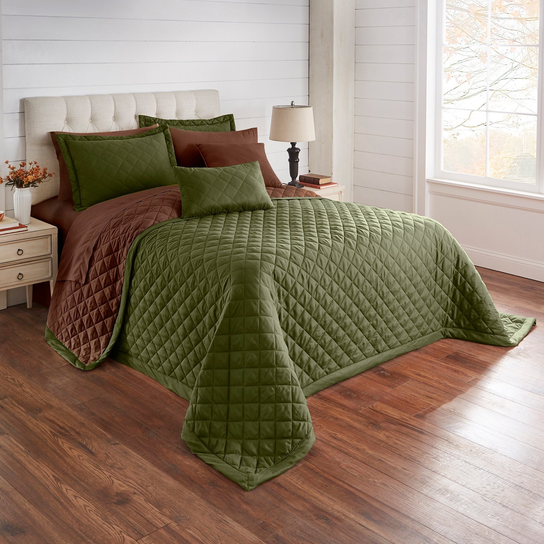 BrylaneHome BH Studio King & Queen Size Reversible Two-Tone Ultra Soft ...