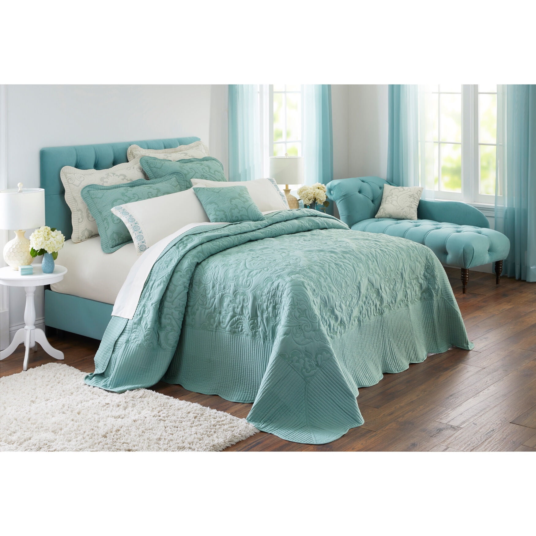 BrylaneHome Bedding Lightweight All Season Modern Amelia Quilted Damask ...