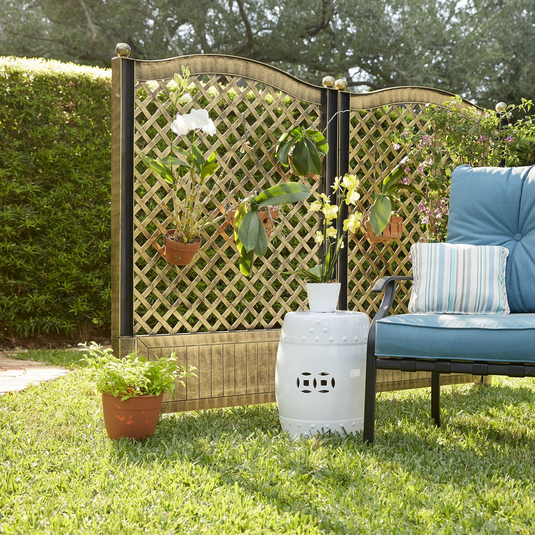 "BrylaneHome Set of 2 Outdoor Weatherproof Polypropylene Trellis Fence ...