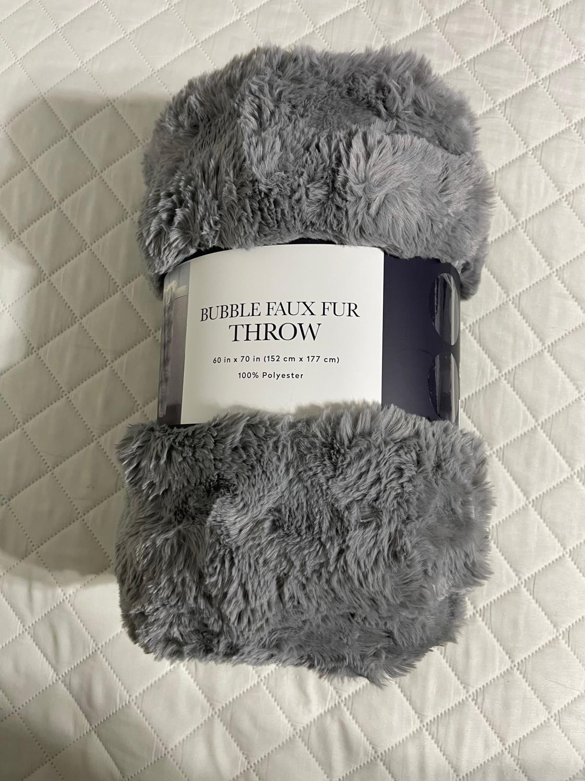 Bubble Faux Fur Throw 60 in X 70 in (Gray) 100 % Polyester - Walmart.com