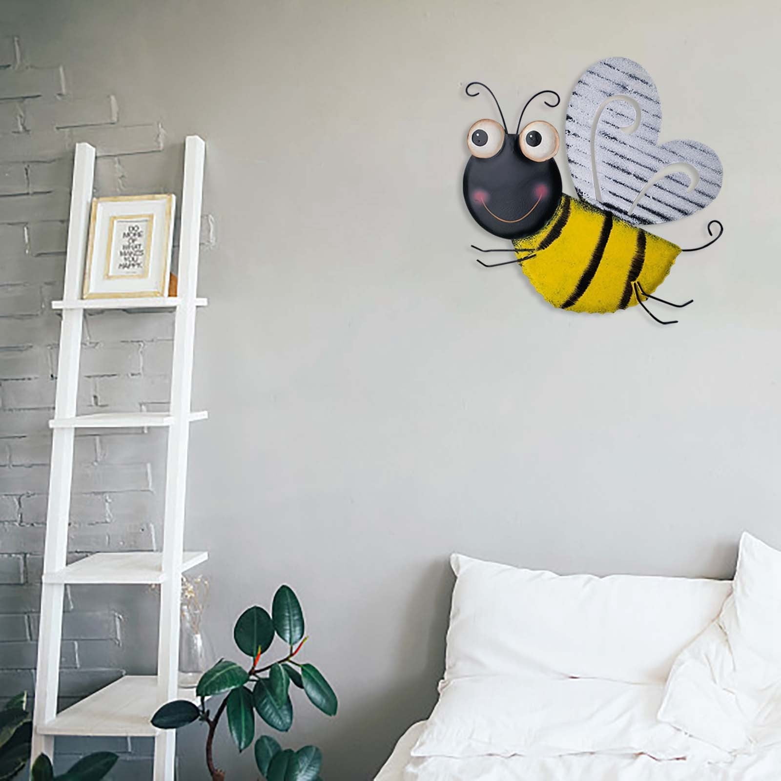 Bumble Bee Wall Decor - Metal Garden Art Hanging Sculpture for Outdoor ...