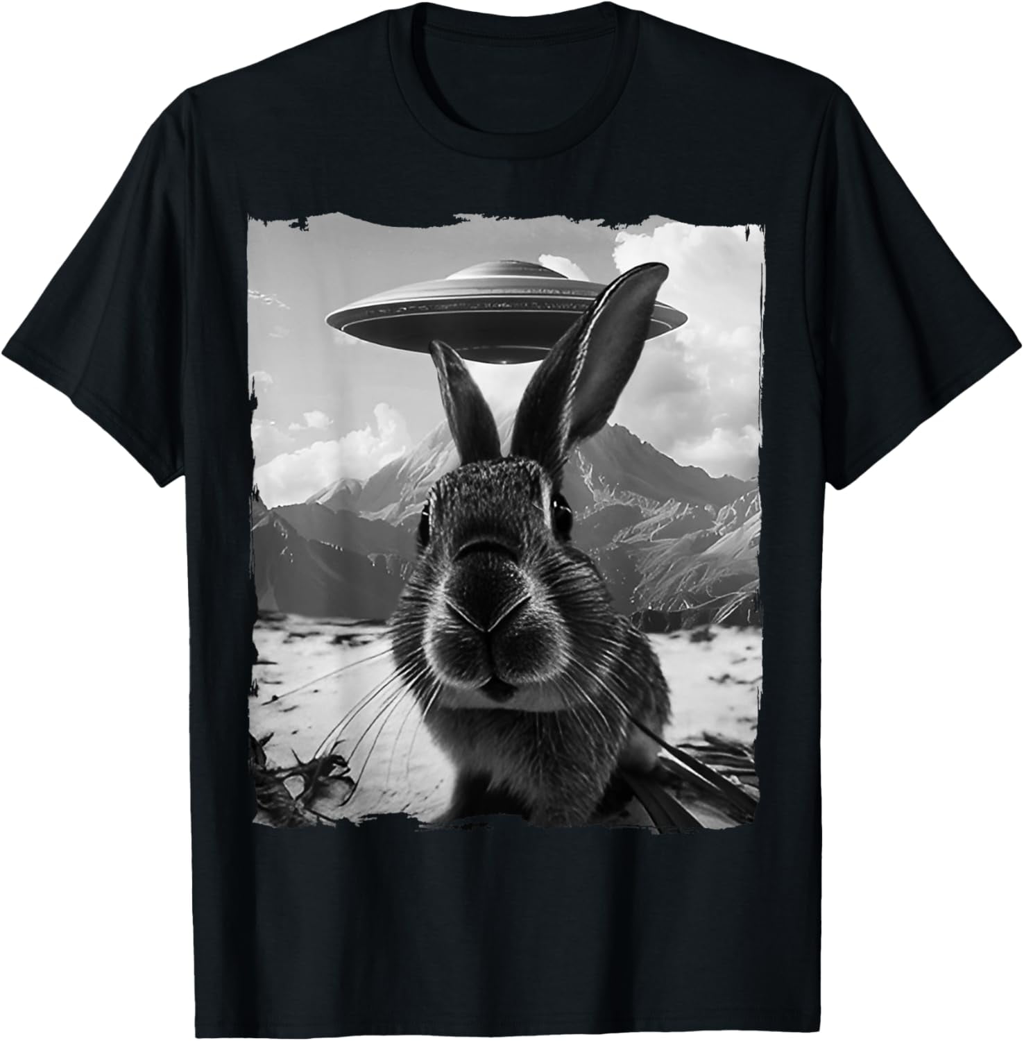 Bunny, Rabbit Selfie with Alien and Ufo T-Shirt - Walmart.com