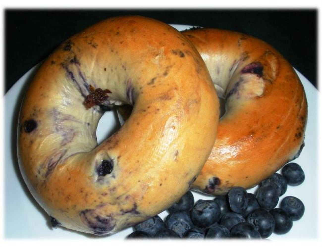 Burry Foodservice Thaw and Sell Sliced Blueberry Bagel, 4 Ounce 72 per ...