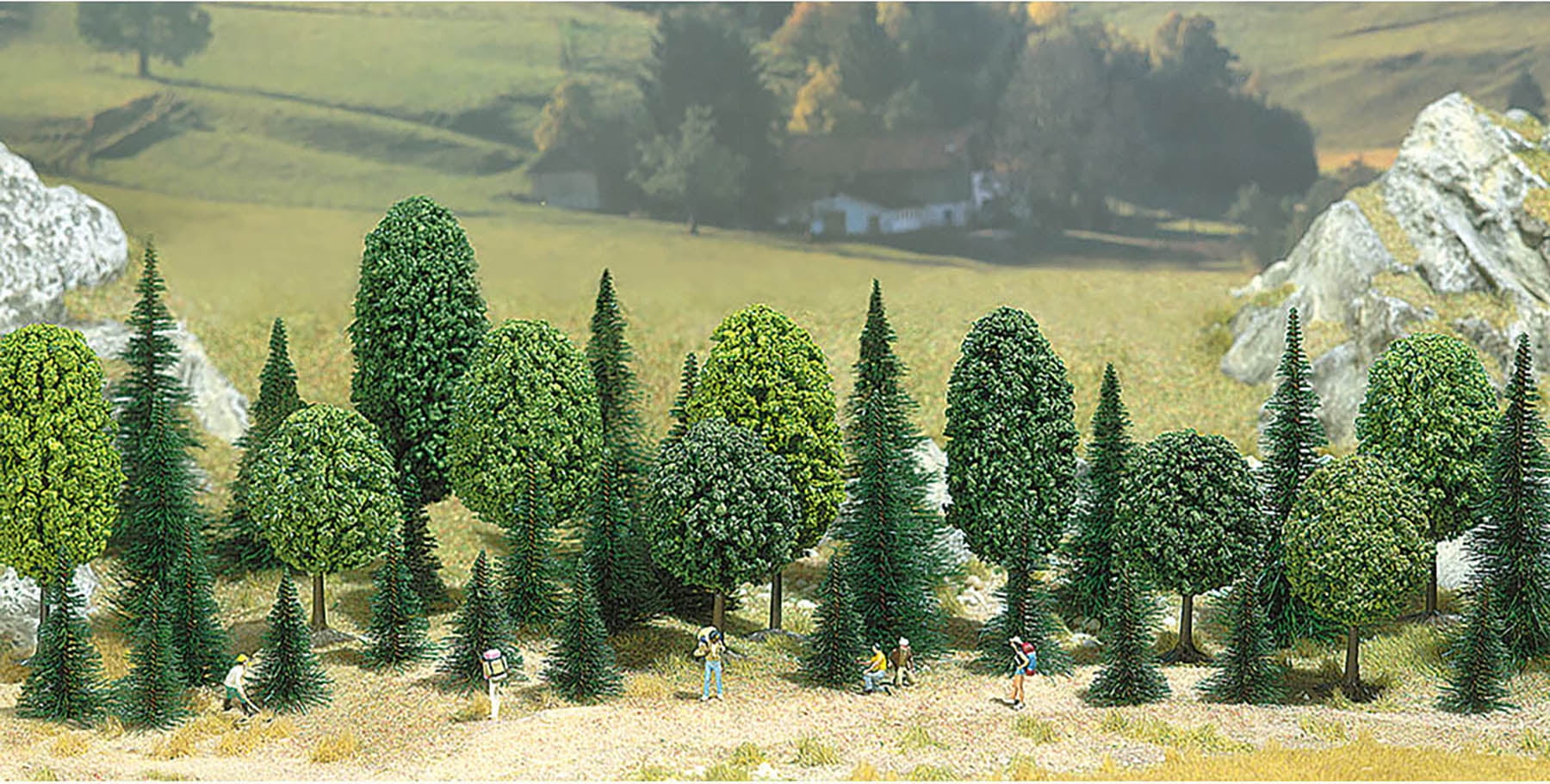 Busch HO/N/O/S Scale Mixed Forest Trees 35-Pack (10 Deciduous/25 Pine ...